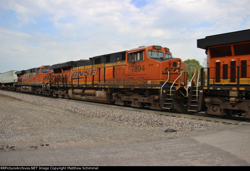 BNSF 7894